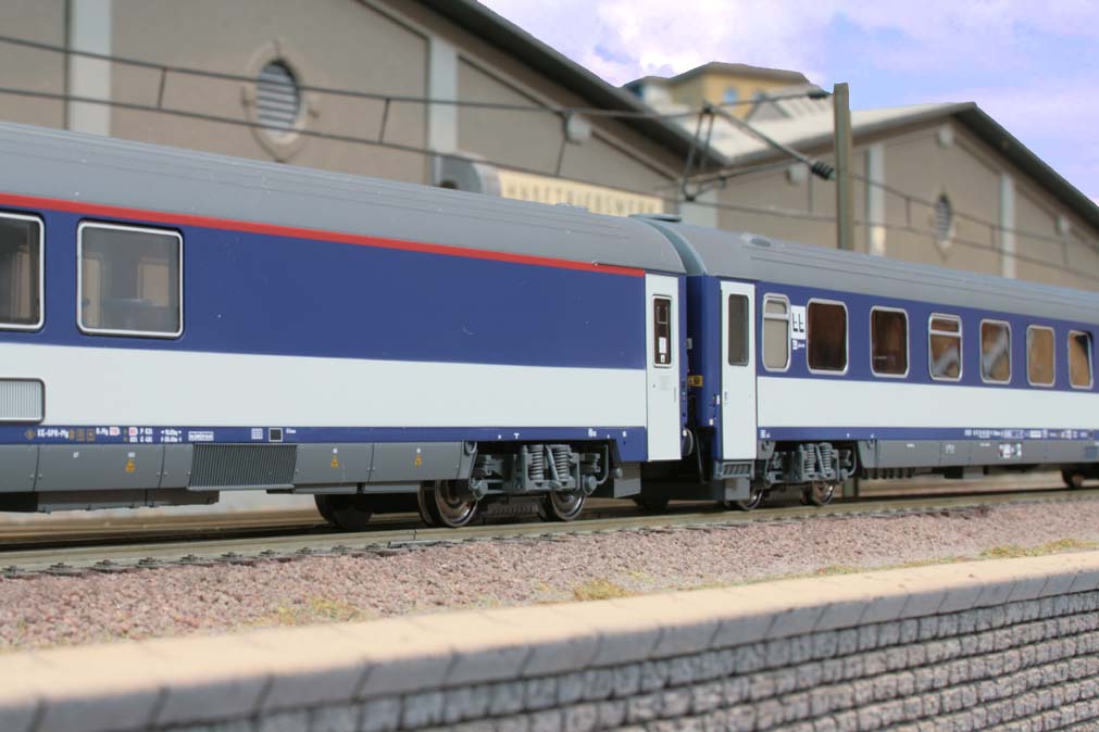 Reisezugwagen im Modell und Vorbild