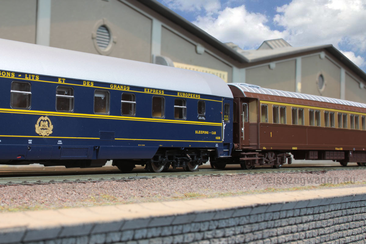 Reisezugwagen im Modell und Vorbild