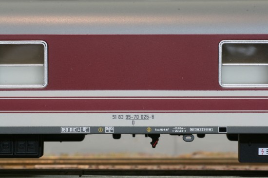 ACME 55251 Set 1 Schnellzugwagen (Typ UIC-X) der FS Ep V