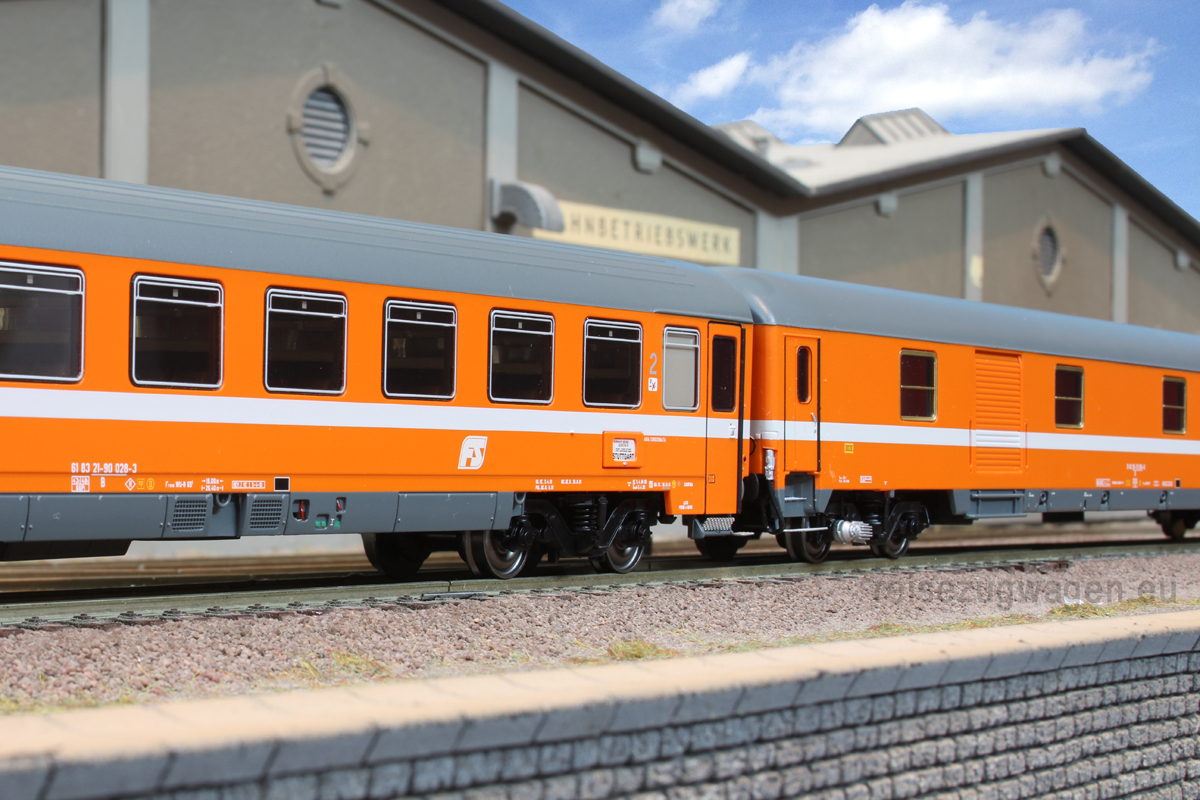 Reisezugwagen im Modell und Vorbild