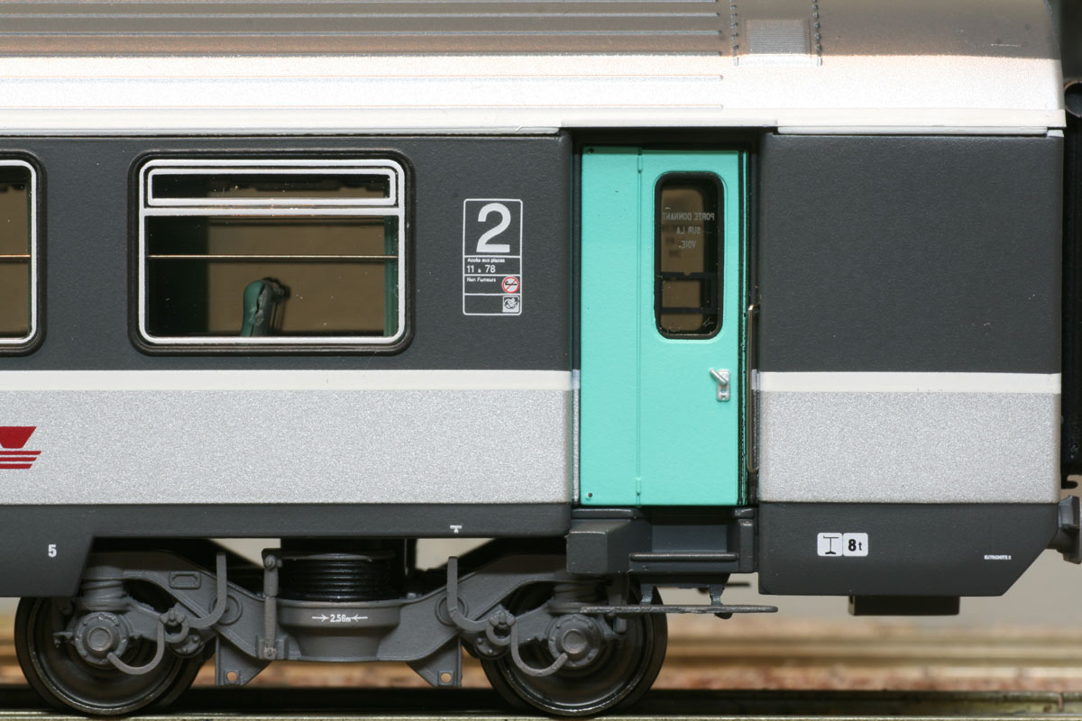 LS/PI 97021 Set 1 EC 96/97 “Iris” Ep V