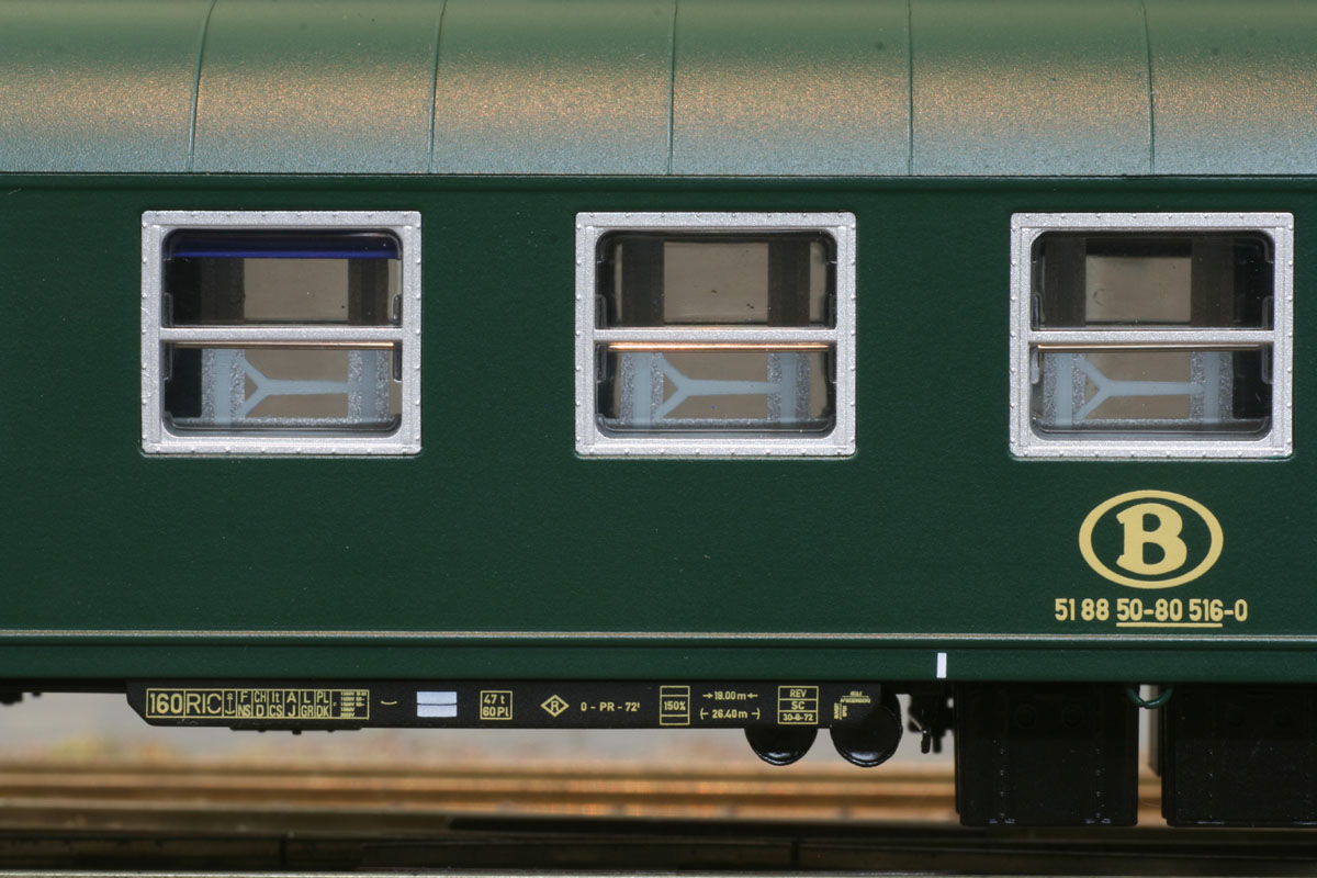 LS 42084 Set Liegewagen Bc (Typ I5) der SNCB Ep IV