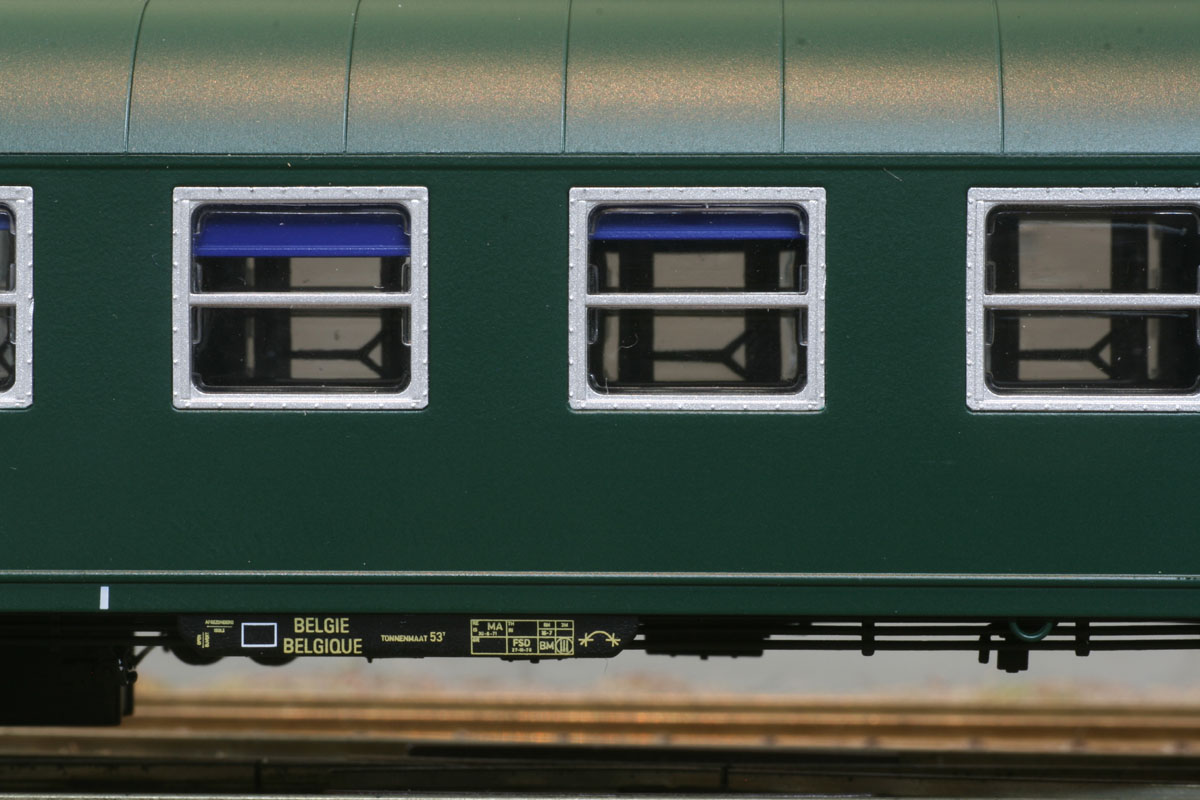 LS 42084 Set Liegewagen Bc (Typ I5) der SNCB Ep IV