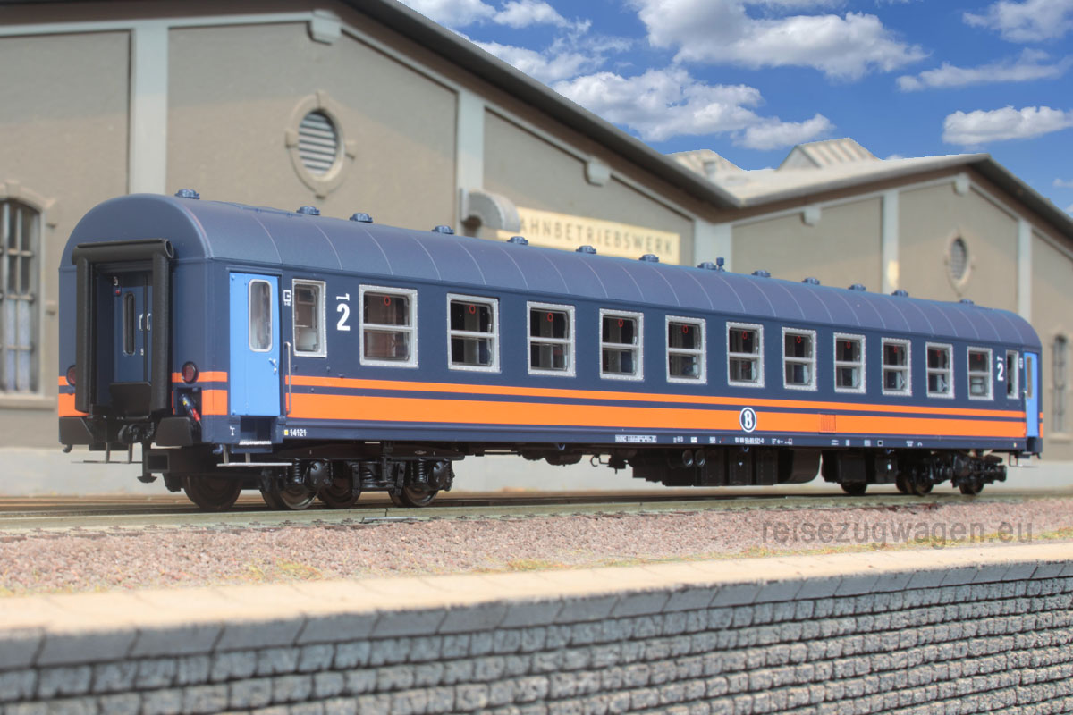 LS 42086X Liegewagen (Typ I5) der SNCB Ep V