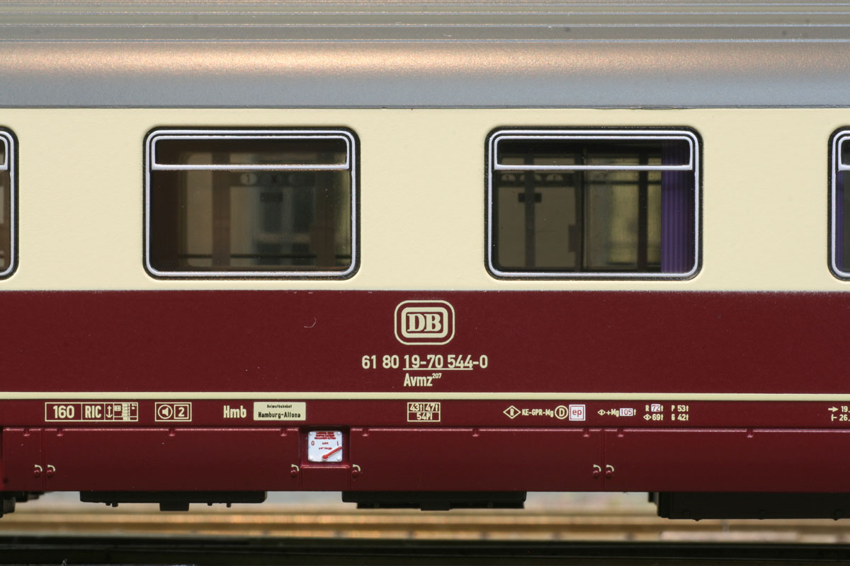 LS 46174 Avmz 207 (Typ Eurofima) der DB Ep IVa