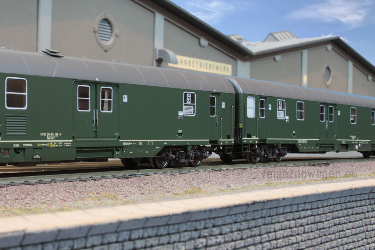 Reisezugwagen im Modell und Vorbild